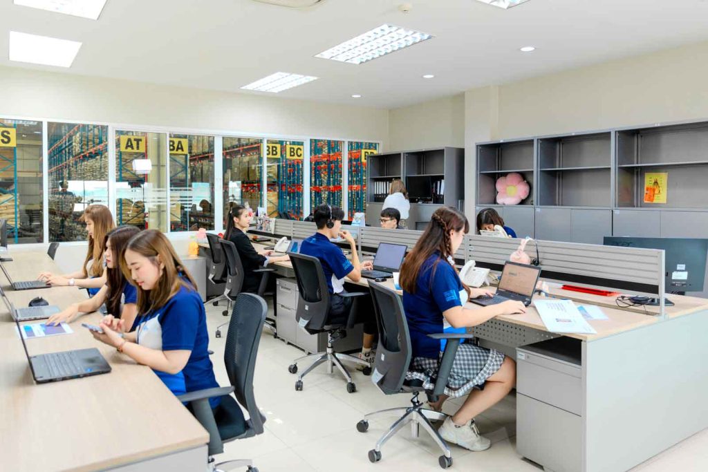 CONTRACT LOGISTICS – MON LOGISTICS